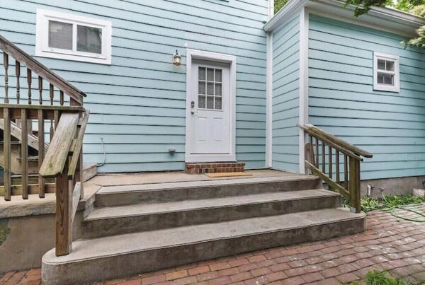 Private 1 Bed Apt - Historic Olde Towne Portsmouth - Portsmouth, VA