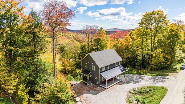 Beechwood Bear - New !  Stratton Mt Resort House  -  < 2 Mi From Lifts-village - Manchester, VT