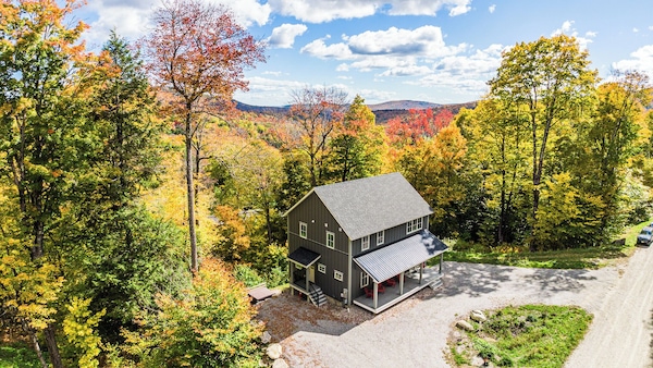 Beechwood Bear - New ! Stratton Mt Resort House - < 2 Mi From Lifts-village - Manchester, VT