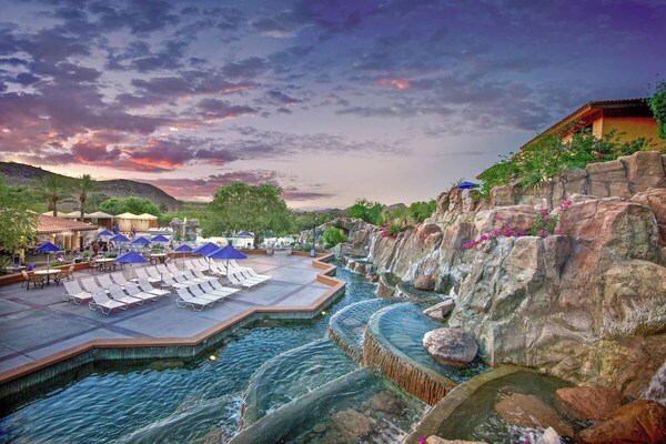 Tranquil Resort Room W/ Full-service Spa & Surrounded By Mountains - Phoenix, AZ