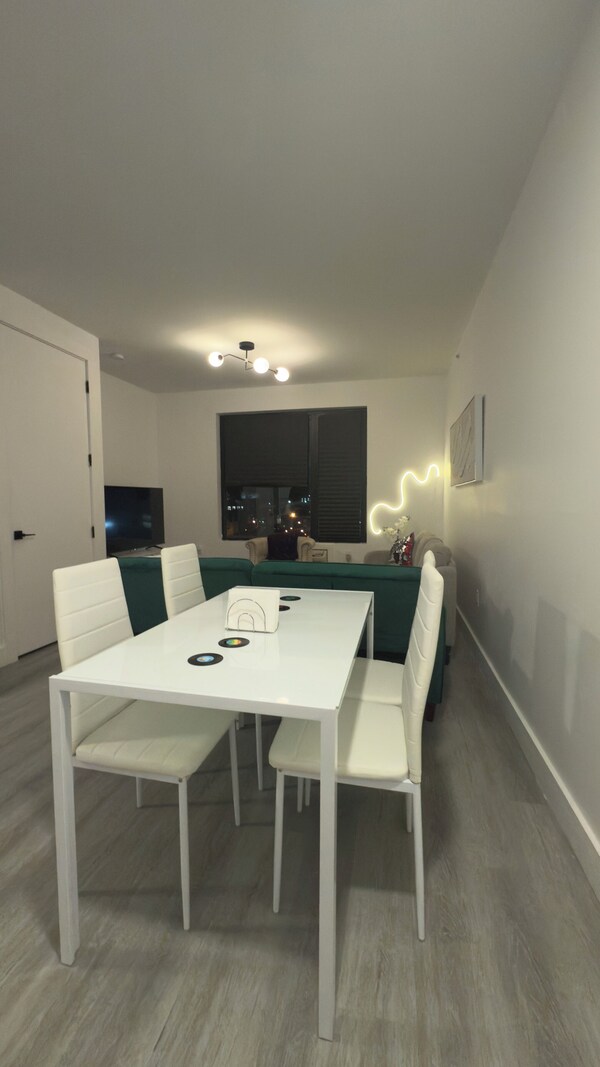 Charming 1-bedroom With Wifi And Ac In Peaceful Elizabeth - スタテンアイランド, NY