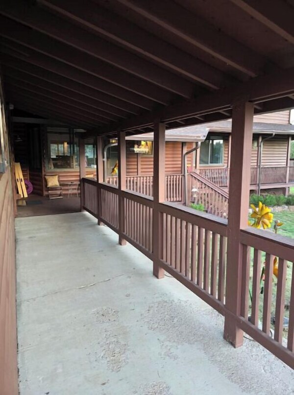 Pine Ranch: 2 Acres Of Mountain Views, Elk Visits And Lots Of Room For Everyone! - Pine, AZ