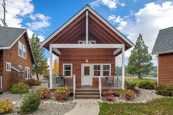Cozy Cottage In Center Of Dover Bay - Round Lake State Park, Sagle