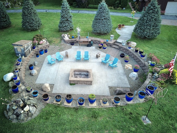 Fire Pit, 8 P Spa, Yard Games Board Game Rm! Family Friendly - Stony Brook State Park, Dansville
