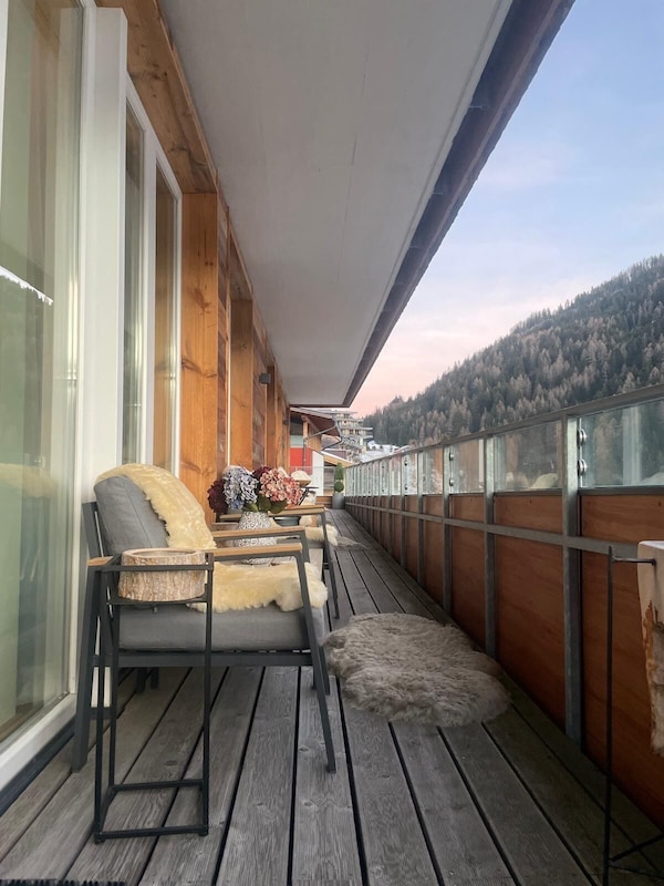 Alpine Myth - Saint Anton am Arlberg