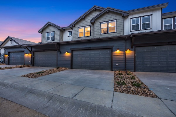 Scenic Mountain Retreat Golf, Pickleball, Relax - Blue Mountain Vineyards, Berthoud