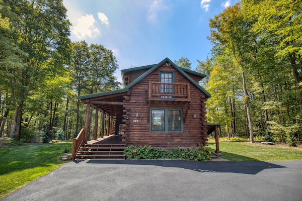 Charming Ski In/ski Out Log Cabin At Hidden Valley - Pennsylvania