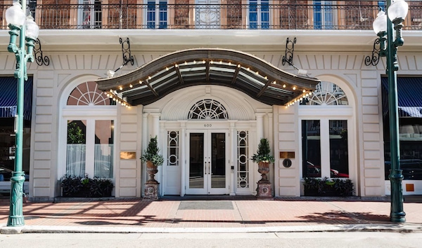 The Lafayette By Kasa | King Room - Lake Cataouatche, LA