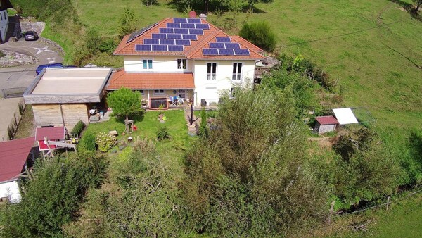 Ferienwohnung 'Bee Home' Mit Bergblick, Privater Terrasse Und Wi-fi - Emmendingen