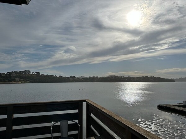 Floating Condos 'B' & 'D' - Richardson Bay. - Corte Madera, CA