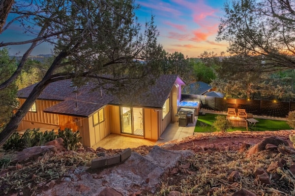 Red Rock Serenity:tranquil Retreat,hot Tub,bbq&new - Sedona, AZ