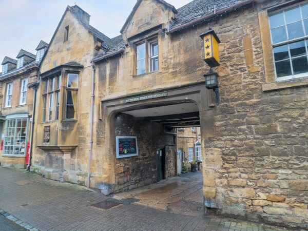 4 Noel Court, Family Friendly, With Open Fire In Chipping Campden - Chipping Campden