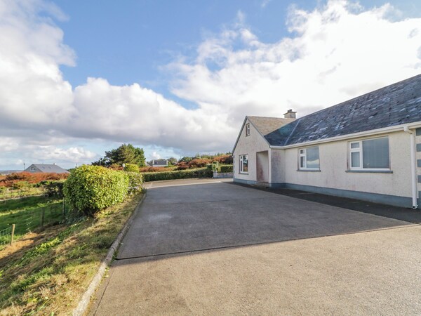 Teach Annie Agus Paddy, Pet Friendly In Gortahork, County Donegal - Ireland