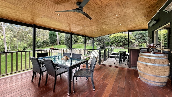 Mount Gibraltar Retreat - Stay 3 Pay 2 - Alpine