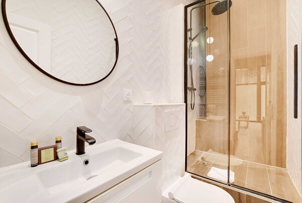Gastvrij Appartement -2br/8p- Bel-air - Sucy-en-Brie
