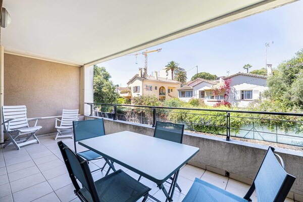 Charmantes Apartment Mit Balkon/pool - 1 Schlafzimmer/2 Personen - Cannes - Golfe-Juan