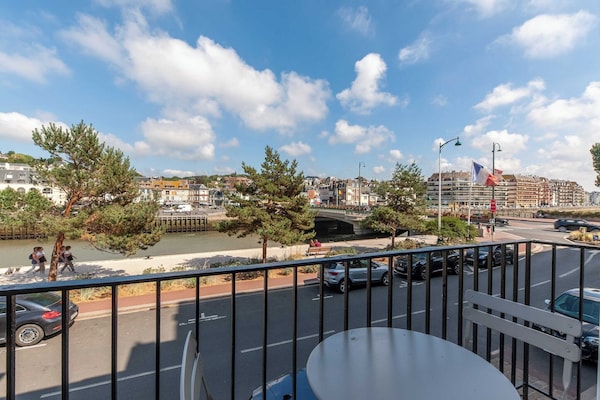 Beautiful Equipped Apartment In Downtown Deauville 4p/1br - Deauville