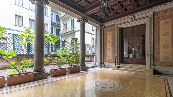 Italianway - Carducci 31 - Milaan
