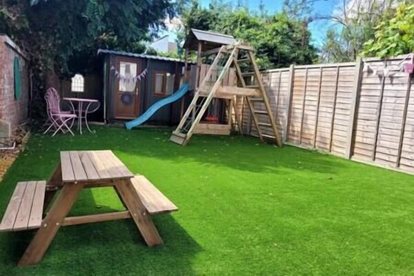 The Little Green House - Cheltenham, Walk To Town - Cheltenham