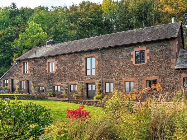 Bank Barn, Wreay, Family Friendly, With Open Fire In Watermillock - Glenridding