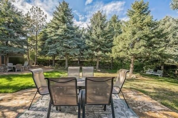 Bright & Cozy House Littleton 3 Bed/ 3 Bath - Highlands Ranch, CO