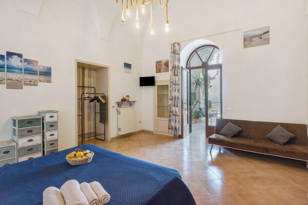 Bed And Breakfast 'Camera Tiberio In Villa Vista Mare' With Shared Terrace And Wi-fi - Positano