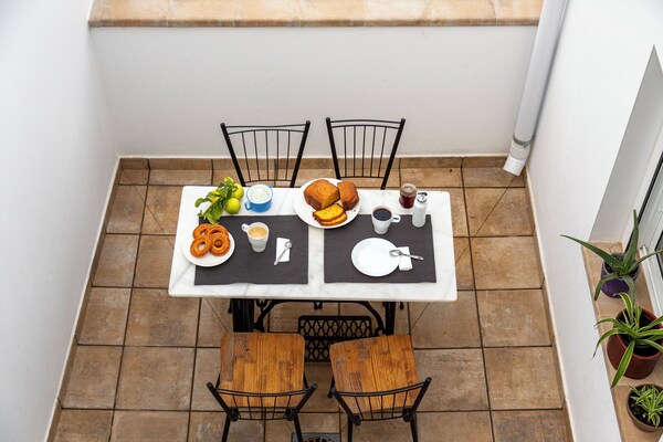 Apartamento 'Apartamento Deluxe Los Perez' Con Terraza Privada, Wi-fi Y Aire Acondicionado - Níjar