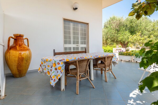 Villa 'Gianfreda' With Shared Pool, Wi-fi And Air Conditioning - 奧斯圖尼