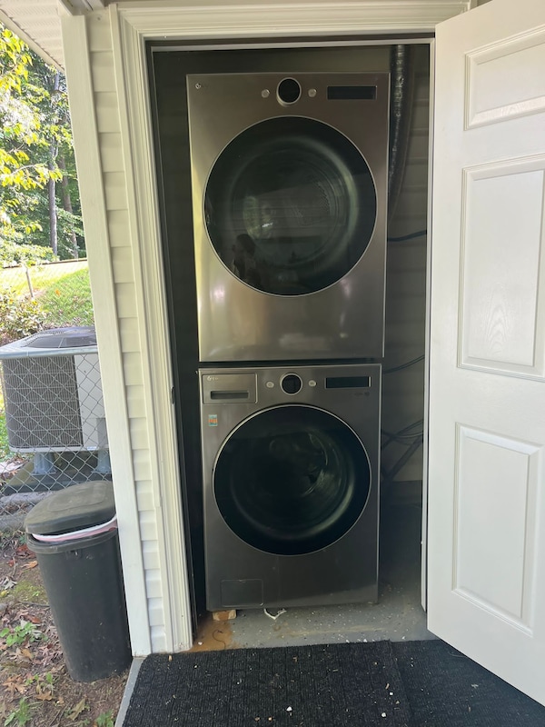 Charming 1-bedroom House In Superb Woodbridge With Ac, Wifi And Free Parking - Woodbridge, VA