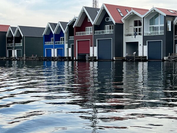 Copenhagen Residence | Holiday Home With Scandinavian Flair | View Of The Water. - Harderwijk