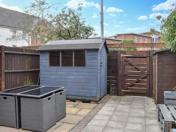 3 Bedroom Accommodation In Poole - Wareham