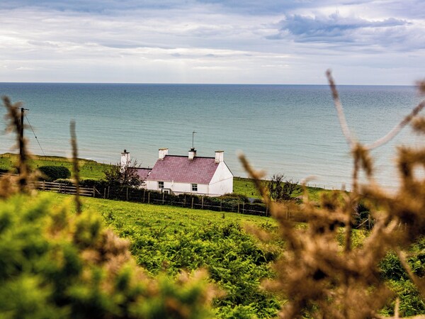 2 Bedroom Accommodation In Trefor - Morfa Nefyn