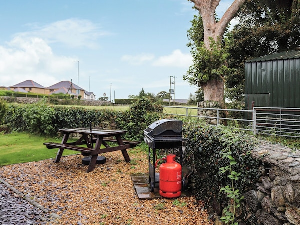 Situated Perfectly For Trips To Yr Wyddfa (Snowdon) And The Magnificent Isle Of Anglesey. - Anglesey