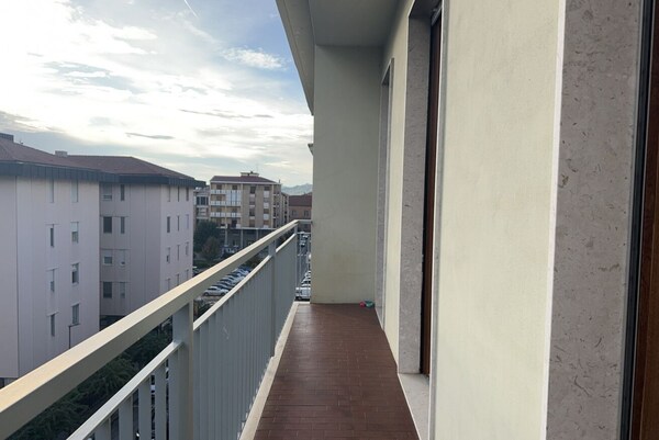 5' From Centre, Total Comfort In The Heart Of Alba - Alba