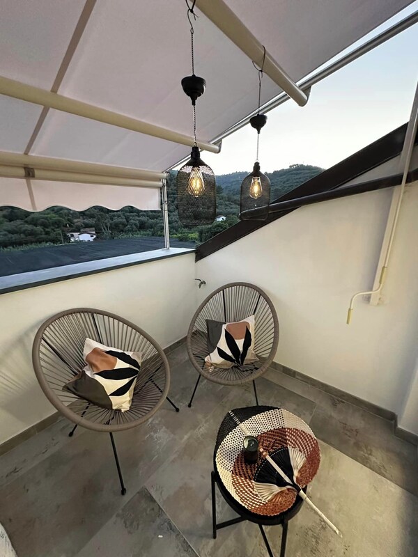 Beautiful Design Apartment Surrounded By Greenery 1km From The Center - Alassio
