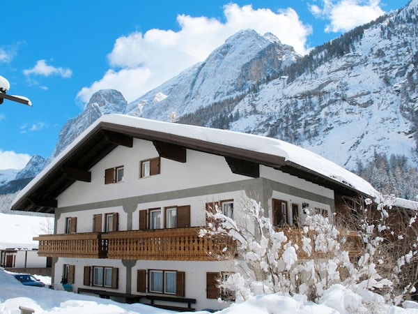 Cesa Micheluzzi (Czi712) By Interhome - Canazei, Italia