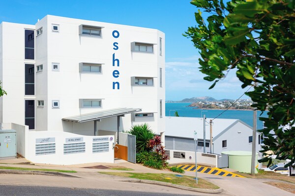 Welcome To Ocean's 12, Your Perfect Home Away From Home In The Heart Of Yeppoon. - Yeppoon