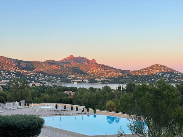 Appartement Vue Mer Imprenable - Tout Confort Dans Un Cadre Exceptionnel - Agay