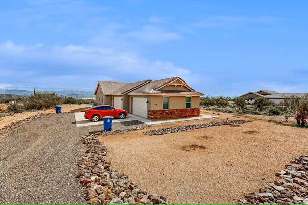 Modern Marble Beauty With Easy Access To Hiking, Utv, And Mountain Bike Trails - Río Verde, AZ