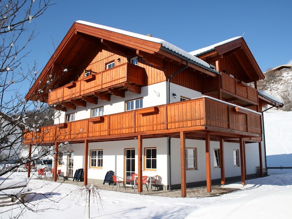 Ruhige Und Schöne Wohnung Mit Terrasse - Saalfelden am Steinernen Meer