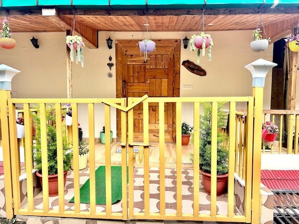 Kashvi House - Uttarakhand