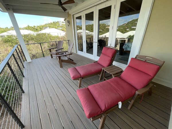 The Pirate's Landing North - St. John Usvi Summer Rates - Cruz Bay