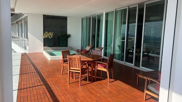 Grand Luxxe 2ch Villa 278 M2 16 Parties Golf Tennis Gym Spa 2 Massages Included - Puerto Vallarta