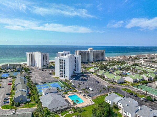 Shoreline Towers 3071 Gulf View Beach Access - Destin, FL