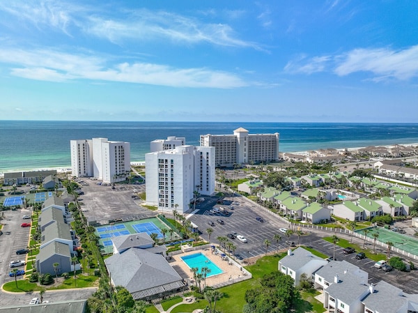 Shoreline Towers 3071 Gulf View Beach Access - Destin, FL