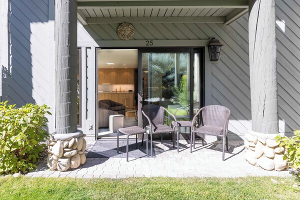 Ground Floor Condo In Warm Springs With Amazing Hot Pool - Ketchum, ID