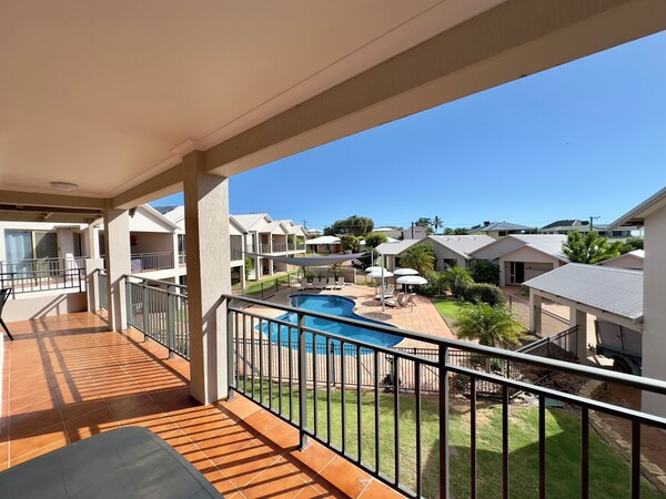 Waterfront | Sleeps 4 | Resort Pool - Kalbarri