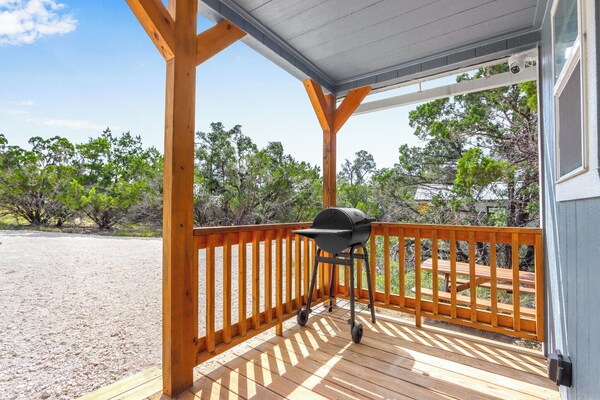 Cozy Loft Cabin At Lakewood Estates - Canyon Lake, TX