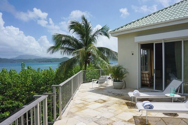 Ciboney - Beachfront, With Private Pool, A/c, Family Friendly! - East End
