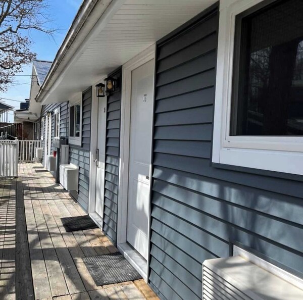 Alhonna Resort Motel Unit 36 - Sunrise Beach, MO